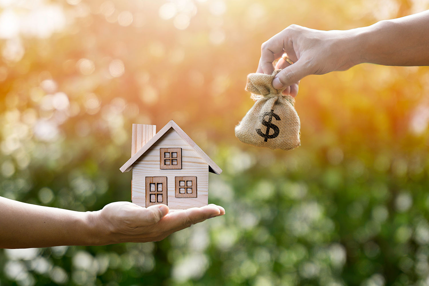 ดอกเบี้ยพุ่ง สะเทือนยอดส่งบ้าน