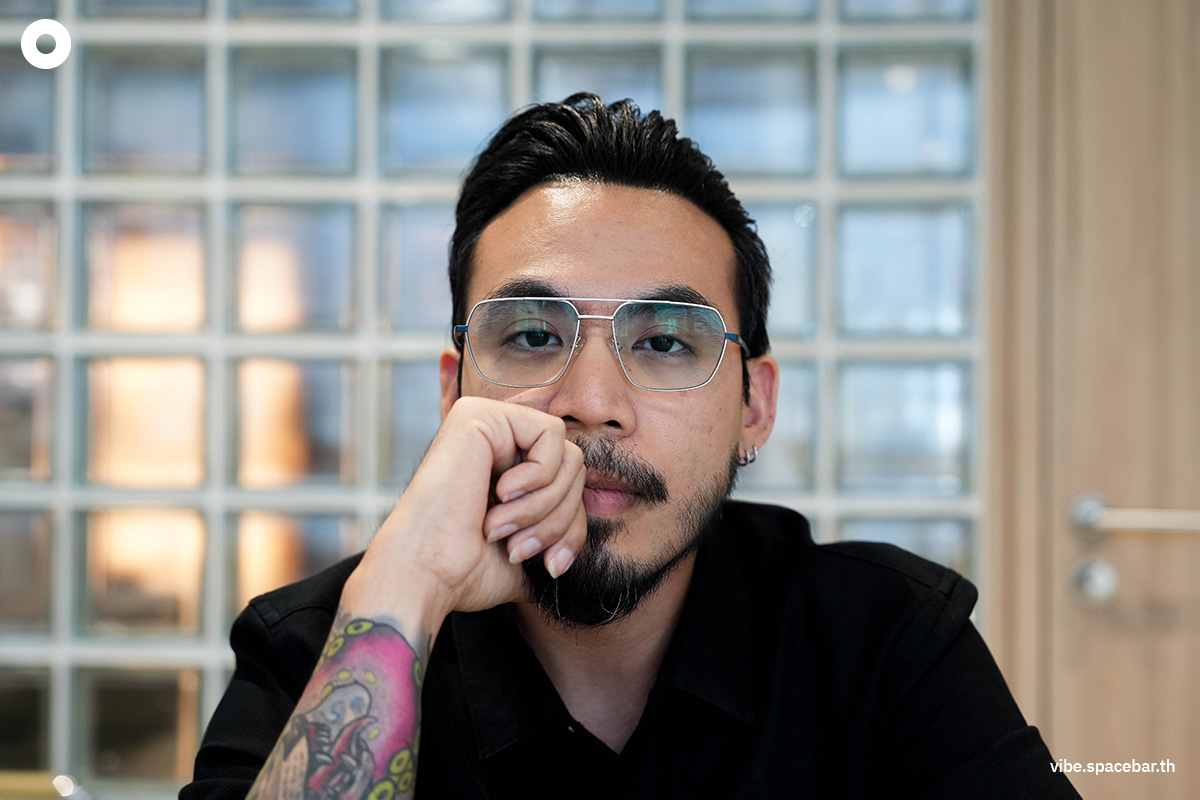 พูดคุยกับ เชา Cocktail เบื้องหลังของคนทำเพลง...บทบรรเลงที่อยากให้คนฟังสุขใจ