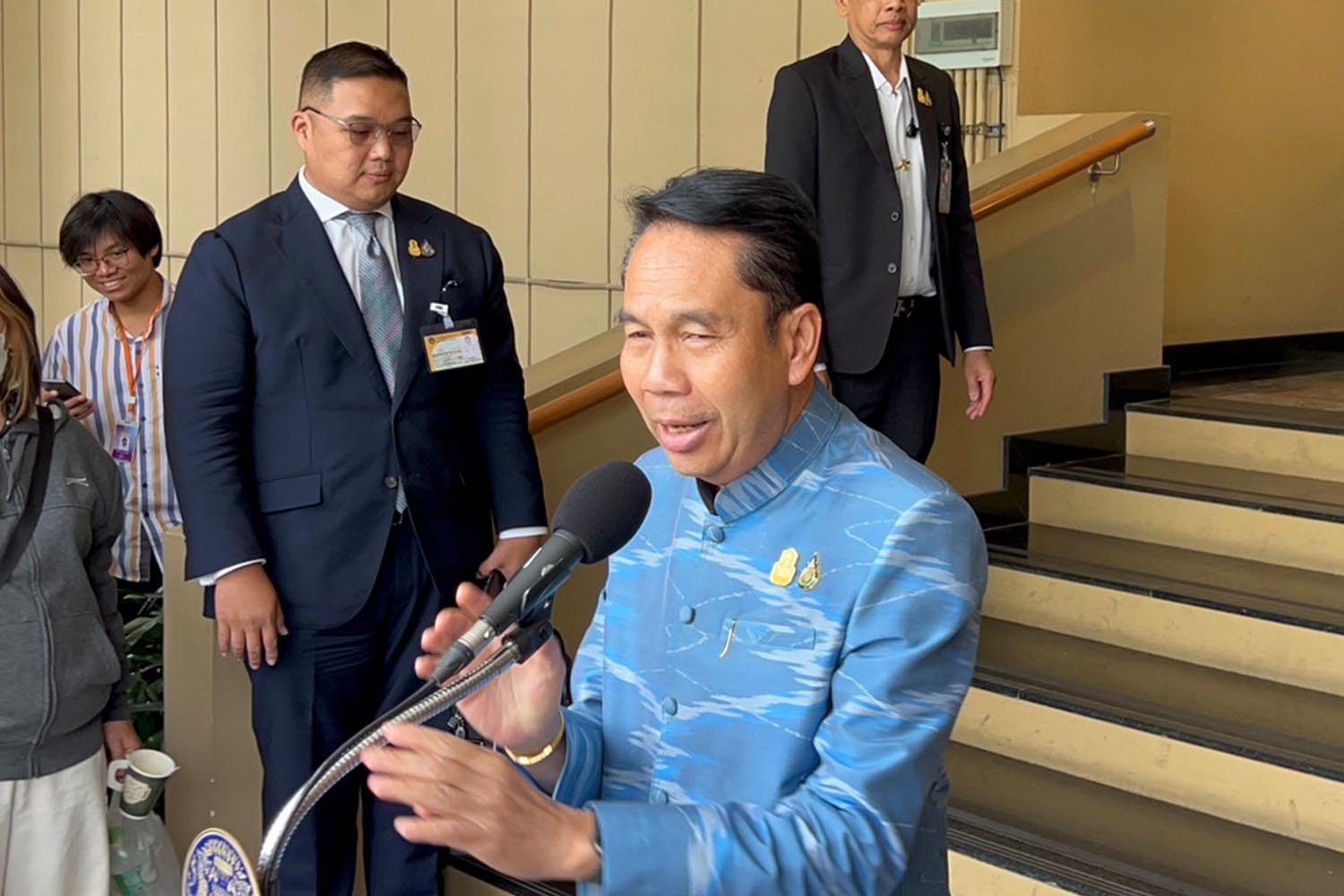 ‘สุทิน’ สั่งกองทัพดูแลน้ำท่วมใต้ มั่นใจช่วย ปชช. ได้เต็มที่