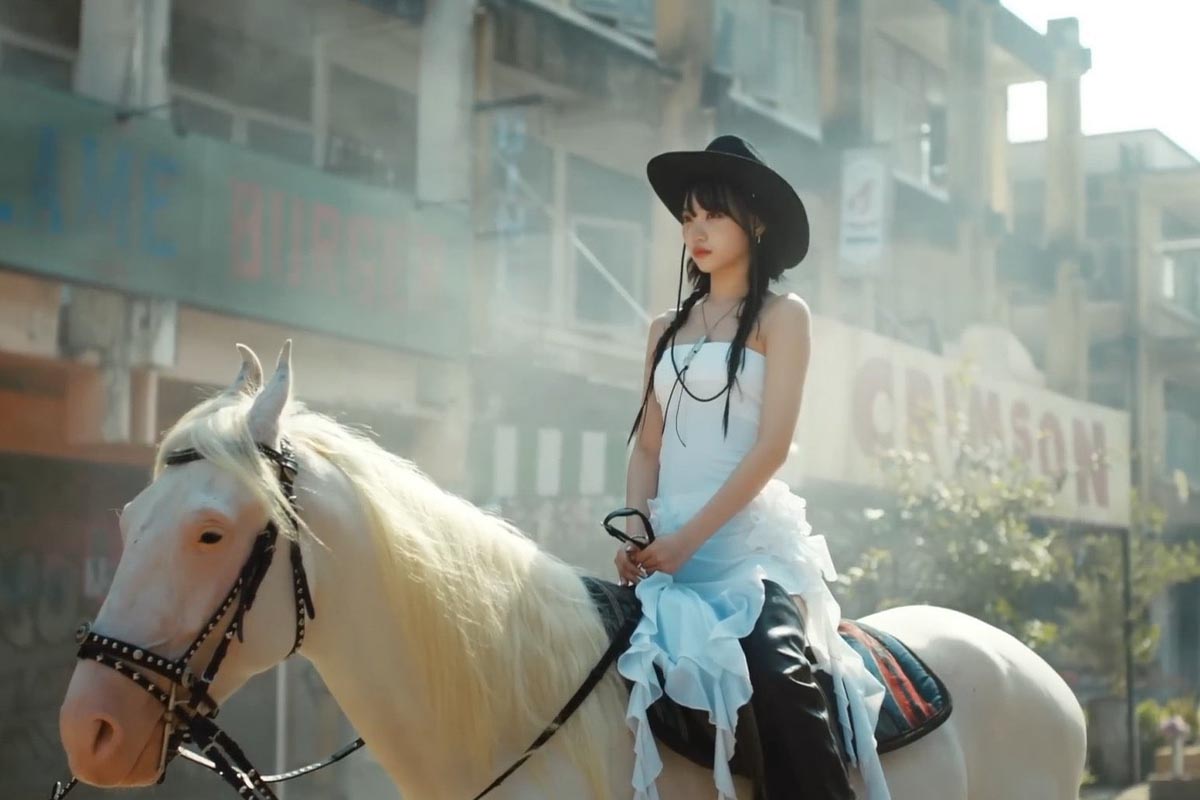 THINK THING: เพราะเธอมัน Fearless! ฟิมมี่ ปักโลเคชัน MV โซนผีดุ ย่านนครปฐม