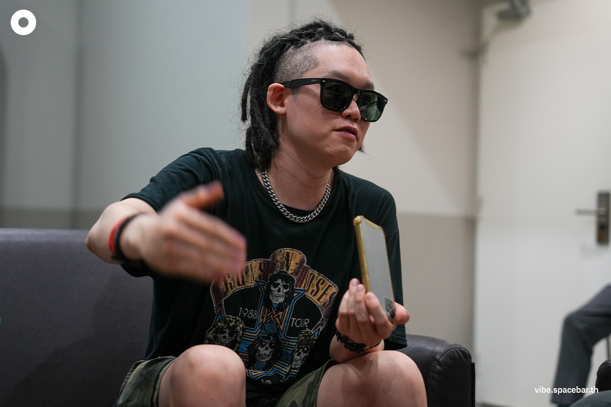 Adoy ส่งสารรักถึงชาวไทย กับอัลบั้มใหม่ ‘PLEASURE’ ชวนฝัน