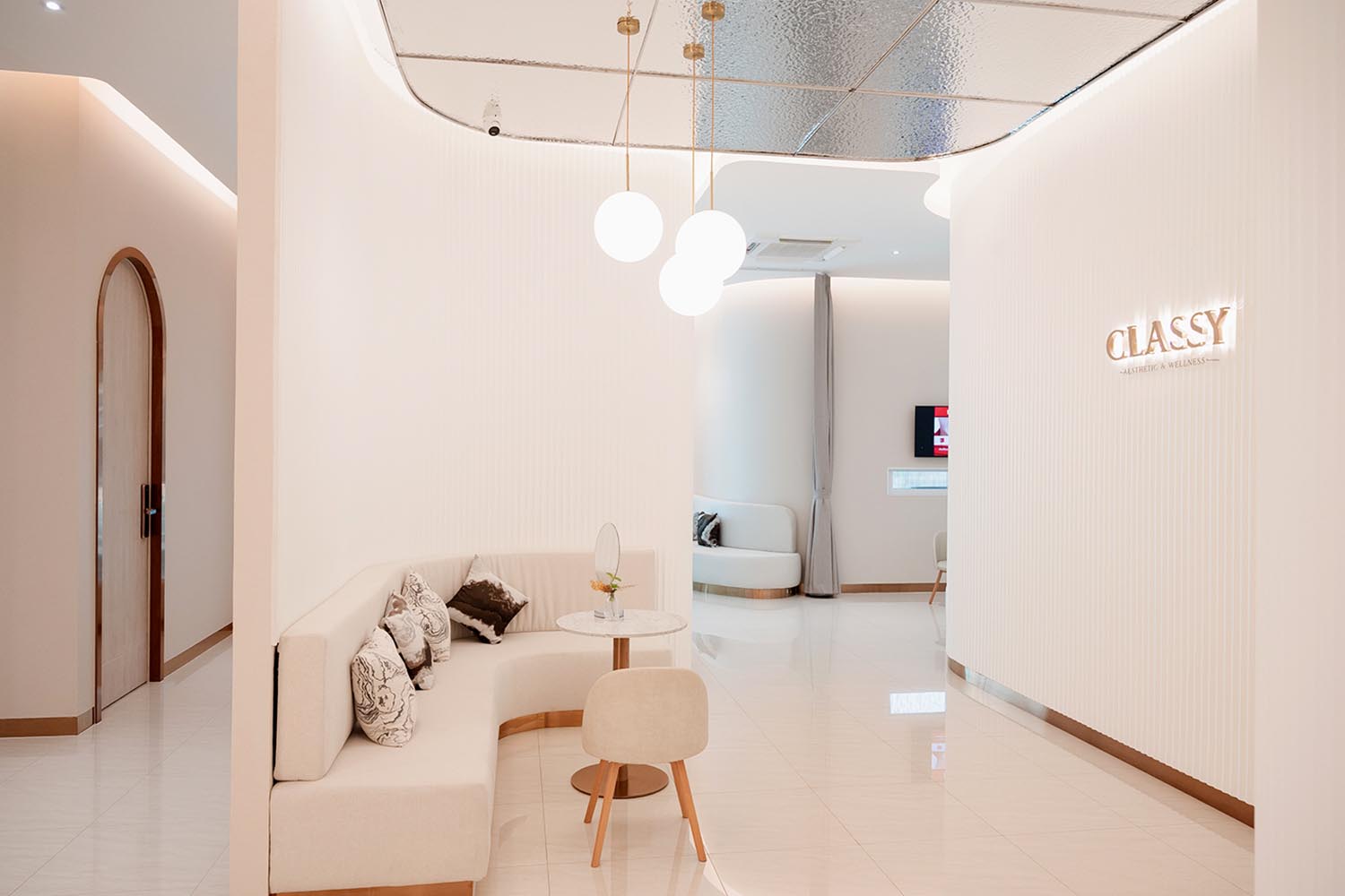 CLASSY อัปเดตเทรนด์ความงาม 2024 นวัตกรรมกระตุ้นการสร้างคอลลาเจน เพิ่มความมั่นใจในเอกลักษณ์ของตัวเอง