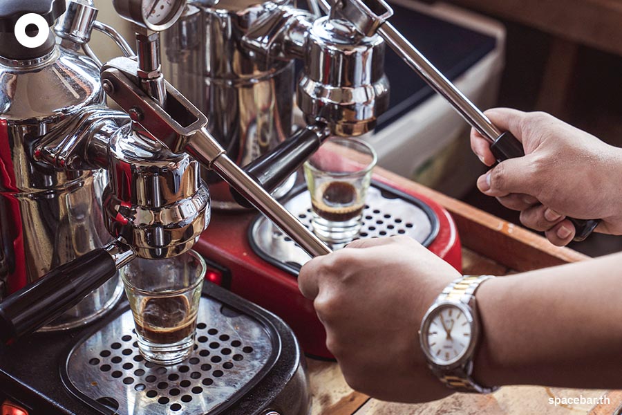 Photo Story: สัมผัสความกลมกล่อมจากเมล็ดกาแฟคั่วหอมกรุ่น ริมทะเล ณ DRIP ...