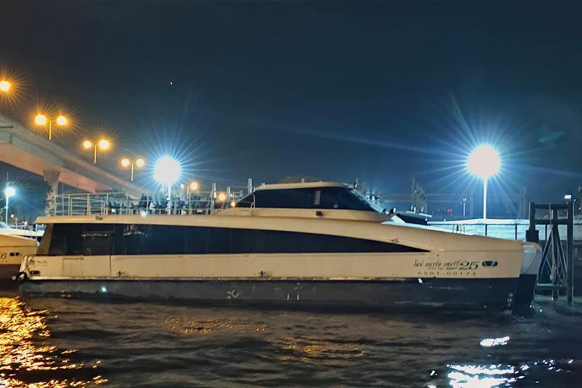 เลิกรถเมล์ NGV ไทยสมายล์บัส ใช้ไฟฟ้า100%