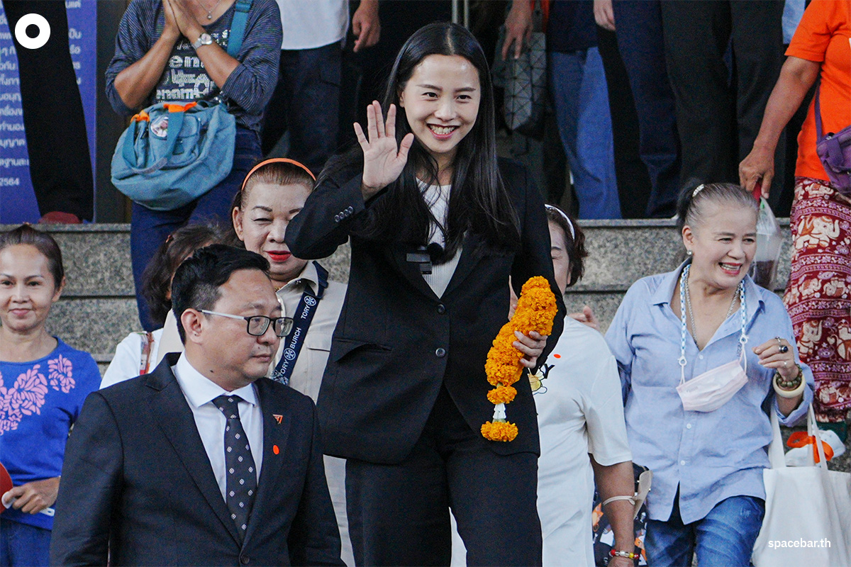 Photo Story: ‘ไอซ์’ จ่อยื่นอุทธรณ์ หลังได้ประกันตัว